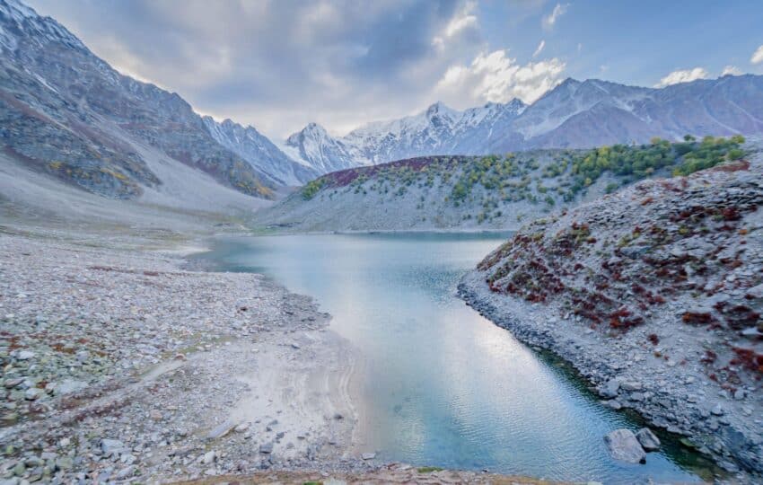 Lakes in Northern Pakistan – Pakistan Tours